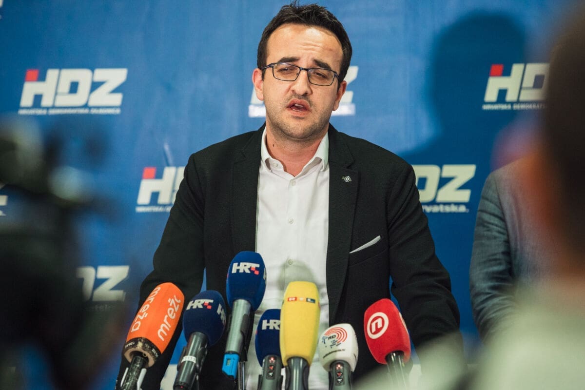 JOŠ JEDAN USPJEH Ante Bačić se susreo sa španjolskom kraljicom i ...