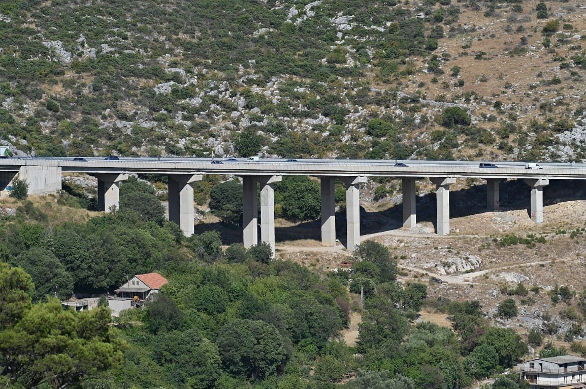 ZATVARA SE BRZA CESTA SOLIN-KLIS Obilazak starom kliškom - DALMACIJA DANAS