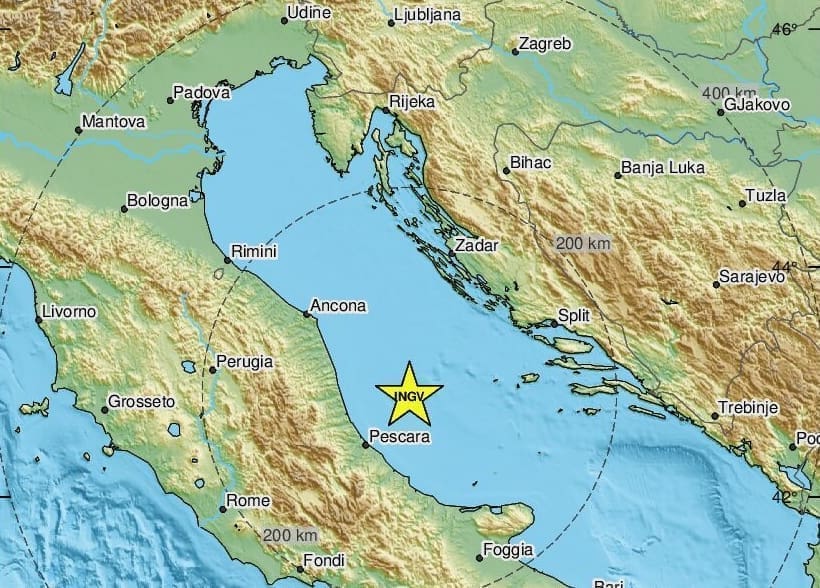 Potres u Jadranu, epicentar je bio 156 km jugozapadno od Splita ...