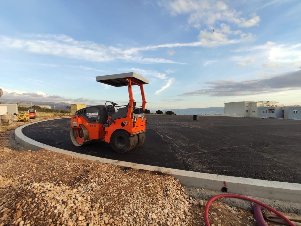 JOŠ MALO PA GOTOVO Evo kako sada izgleda helidrom KBC-a Split ...