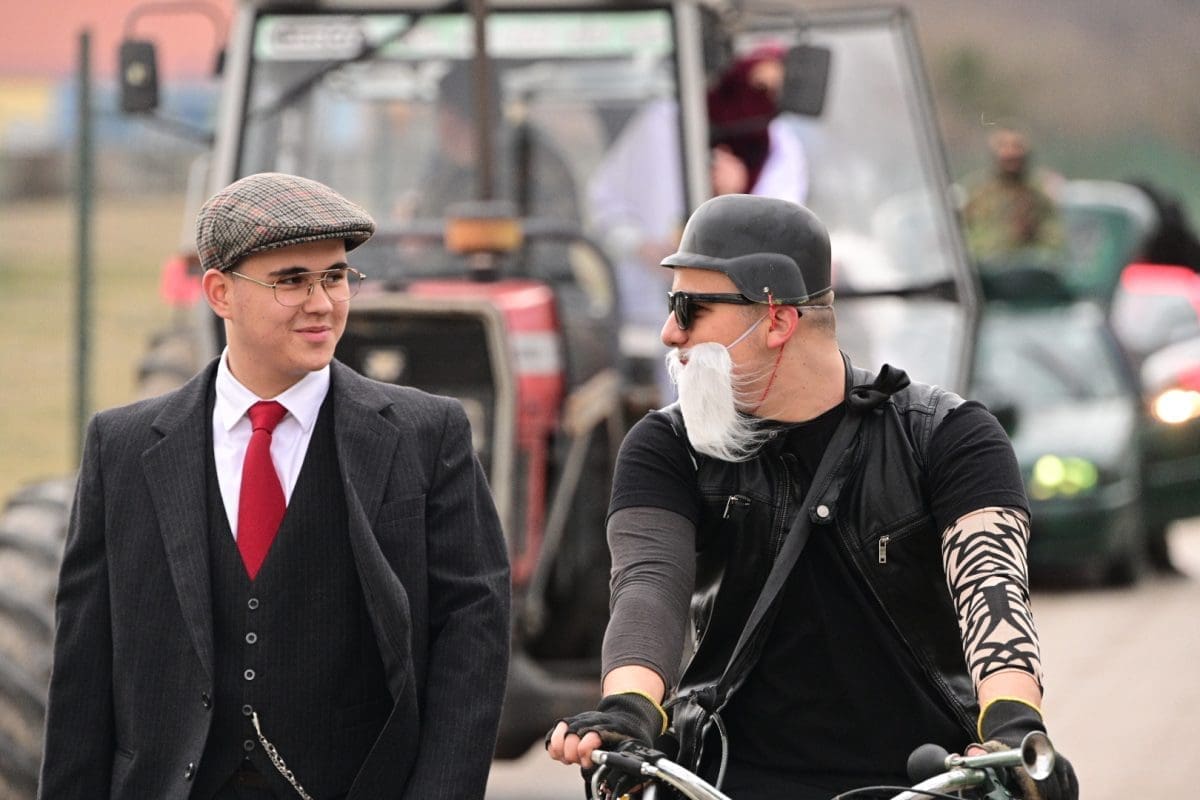 TURJAČKE MAČKARE Tradicionalni pohod oduševio je mještane - DALMACIJA DANAS