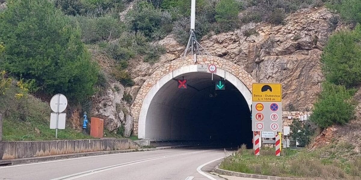 Zatvara se tunel na Hvaru, evo kuda obilazno - DALMACIJA DANAS
