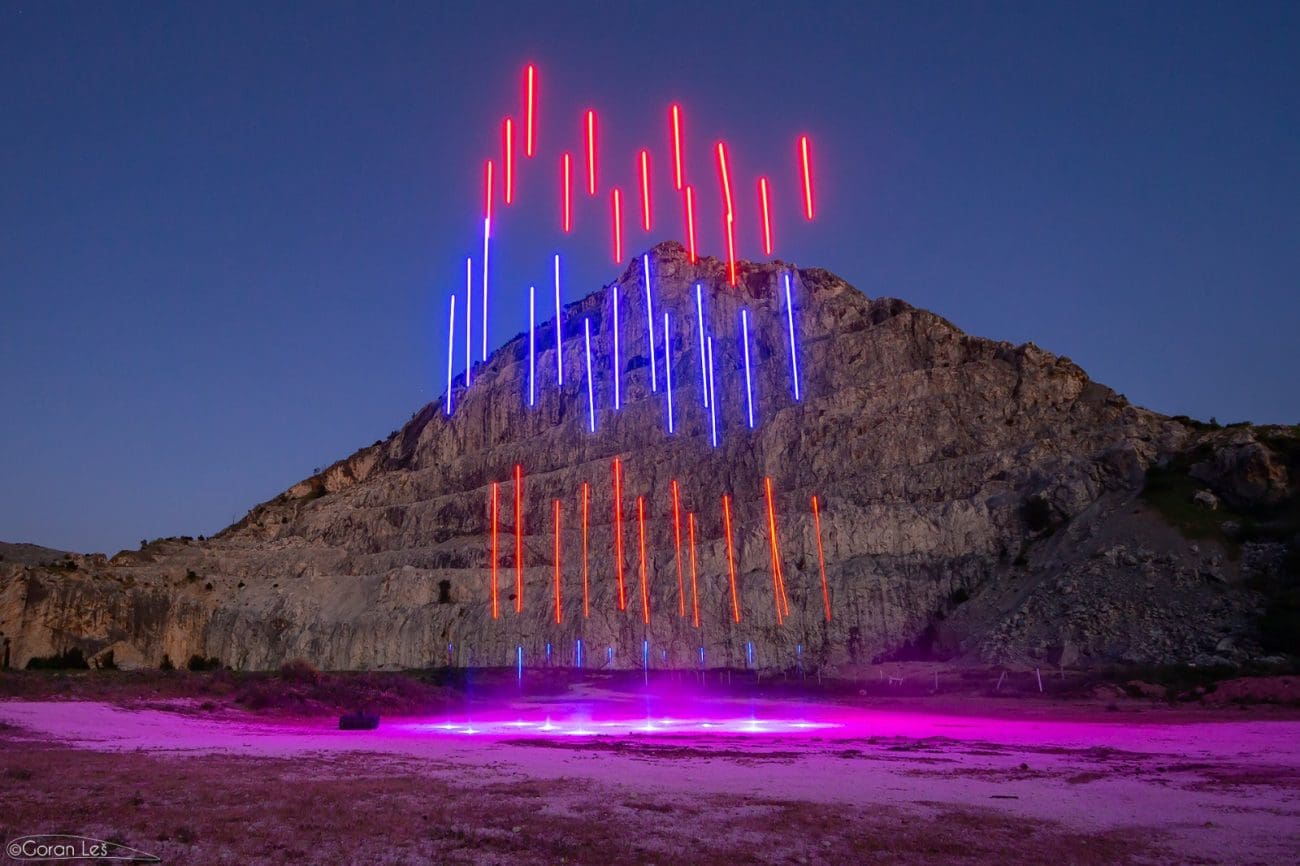 Kakva su se svjetla pojavila na večernjem nebu iznad zatvorenog splitskog kamenoloma ...